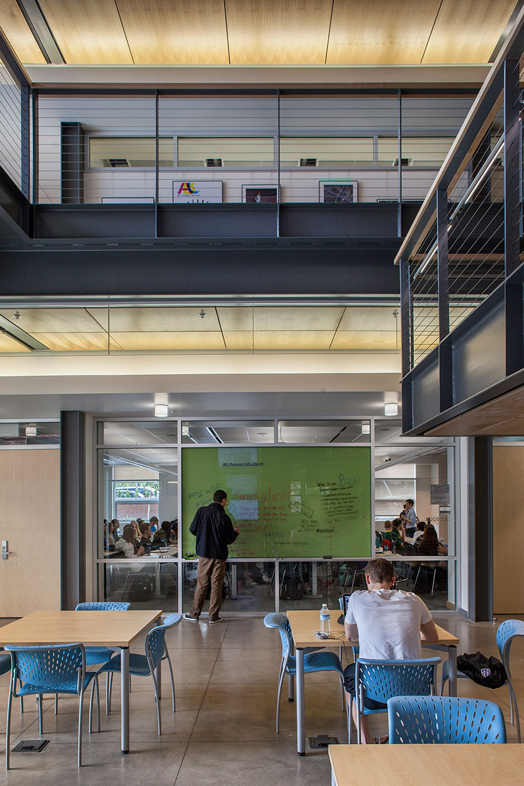 UO Allen Hall School of Journalism and Communication – Woofter Bolch ...